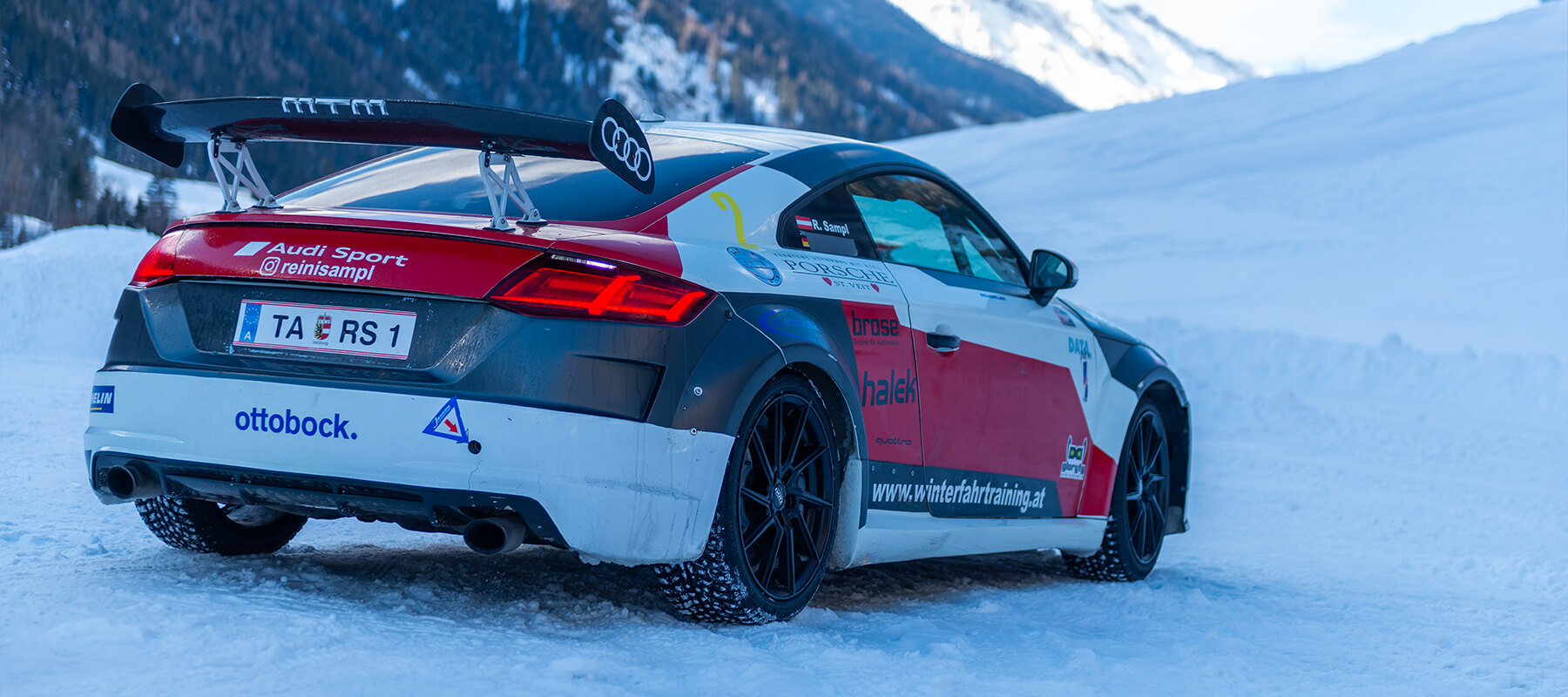 With more than 400 all-wheel hp on snow – a training with Reini Sampl